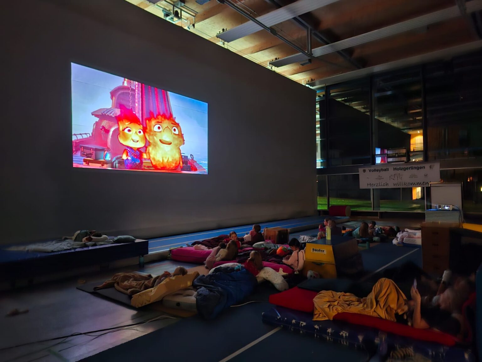 „Turnen, Teamgeist und jede Menge Spaß“ – Trainingslager in ...